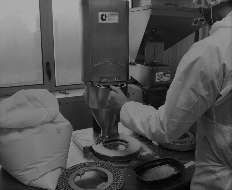 Services – SANO PHARMA LABORATOIRE